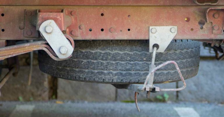 Do Buses Have Spare Tires? (Explained)