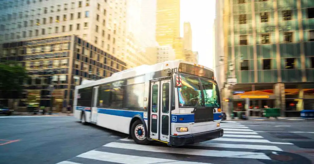 Do Buses Have a Speed Limit? - Vehicles Authority